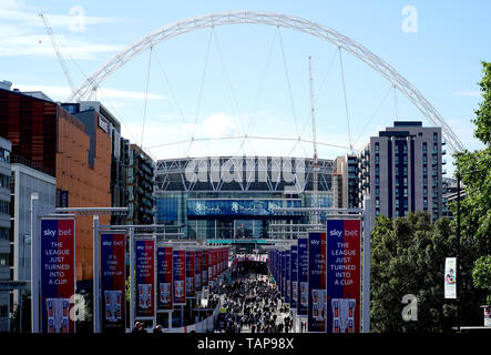 A general view of fans on Wembley Way Stock Photo - Alamy