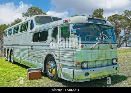 Restored Vintage bus on display at the Wirral Vintage Bus Gathering ...