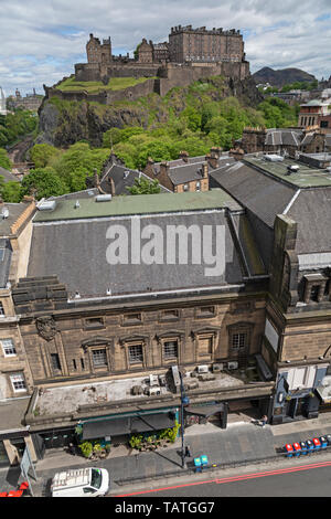 Edinburgh Castle in Edinburgh Scotland Stock Photo - Alamy