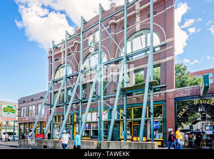 O’Sullivans on Beale Street in Memphis, Tennessee Stock Photo - Alamy