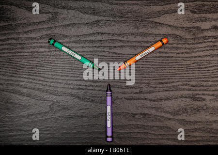 The frame filling symmetrical color wheel pattern is arranged on a ...