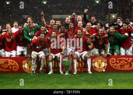File photo dated 21-05-2008 of Manchester United celebrate winning the ...