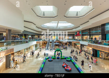 The inside of Queensgate shopping centre, Peterborough, Cambridgeshire ...