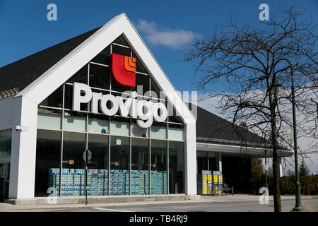 Grocery store Provigo in Montreal, Canada (Provigo Angus Stock Photo ...