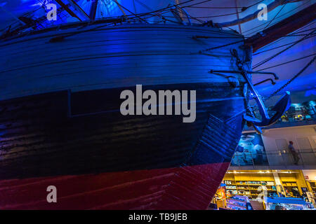 Expedition ship 'Fram' in the Antarctic Stock Photo - Alamy