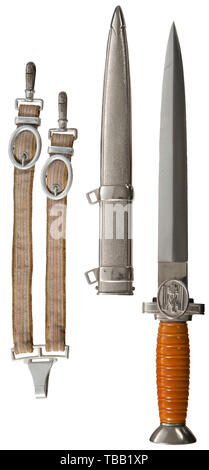 THE JOHN PEPERA COLLECTION, A M 1938 Dagger for Naval Officer, Maker W ...