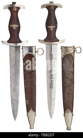 A model 33 SA service dagger,unused and with its RZM-label The blade ...