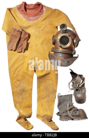A Russian diving suit Helmet dated 1946. Copper diving helmet with ...