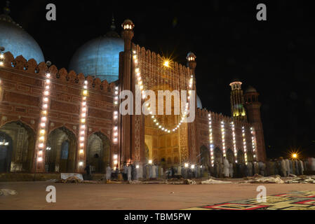 Lahore, Pakistan. 01st June, 2019. Illuminated view of historic al ...