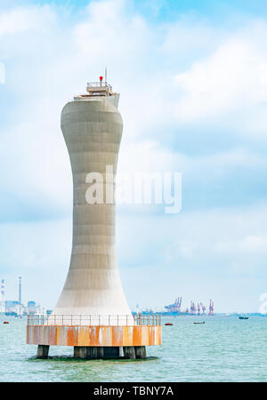 Lighthouse building in Zhanjiang Bay Stock Photo - Alamy