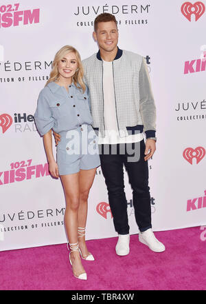 Colton Underwood and Cassie Randolph at the 2019 E! People's Choice ...
