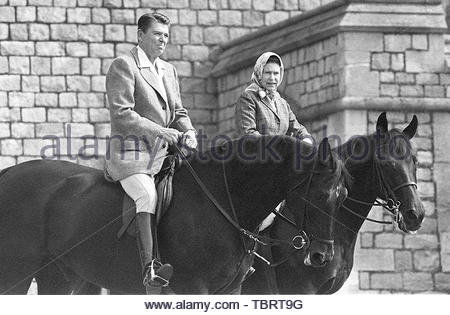 US President Ronald Reagan riding his horse El Alamein at Rancho Del ...