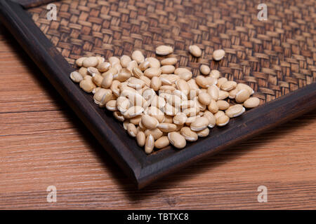 Chinese herbal plants ---White lentils Stock Photo - Alamy