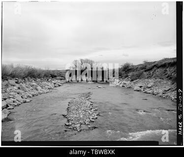 Headgate of the main Canal Stock Photo - Alamy