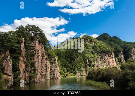 Landscape scenery of Huanren Hunjiang River in Benxi, Liaoning Stock ...