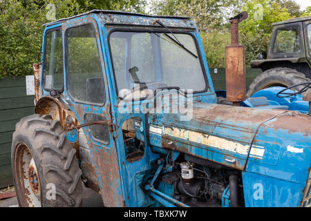 Rusty old blue ford tractor at the Devon County Show Stock Photo - Alamy