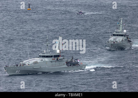 HMAS Bundaberg (ACPB 91) Armidale-class patrol boat of the Royal ...