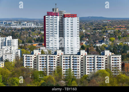 Dwelling houses, Zwickauer dam, Gropiusstadt, Neukölln, Berlin, Germany ...