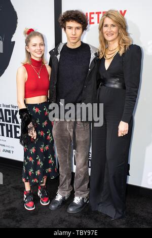 Laura Dern, Ellery Harper and Beanie Boylston attending the Los Angeles ...