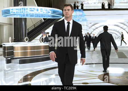 Men In Black Headquarters Film: Men In Black (USA 1997) Characters ...