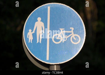 sign indicating a shared path for pedestrians and cyclists in kingston ...