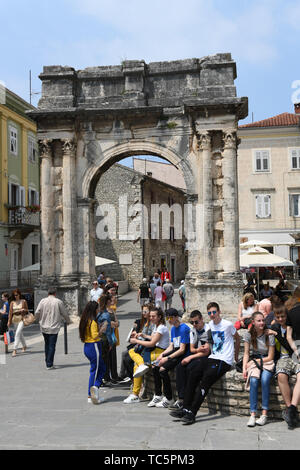 Pula, Istria, Croatia, young people teenagers Stock Photo - Alamy