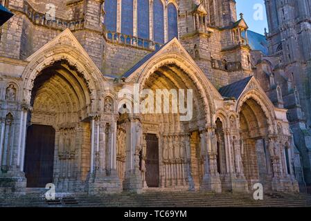 The West - Royal - Portal, Chartres Cathedral, Chartres, France ...