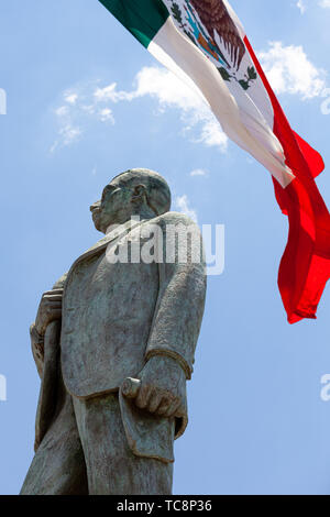 Statue of Manuel Jose Othon and Mexican Flag Stock Photo - Alamy