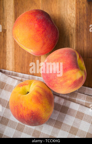 Sweet and juicy peaches Stock Photo - Alamy