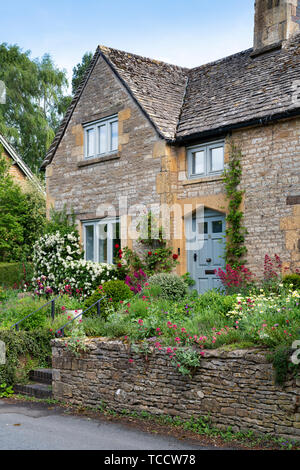 Adlestrop House in the Cotswold village of Adlestrop, Gloucestershire ...