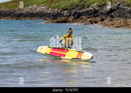Tragumna, West Cork, Ireland, 9th June 2019, Despite the sunshine a ...