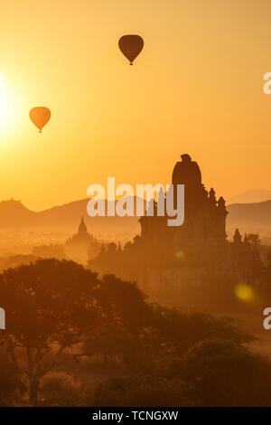Sunrise in Pugan, Myanmar Stock Photo - Alamy