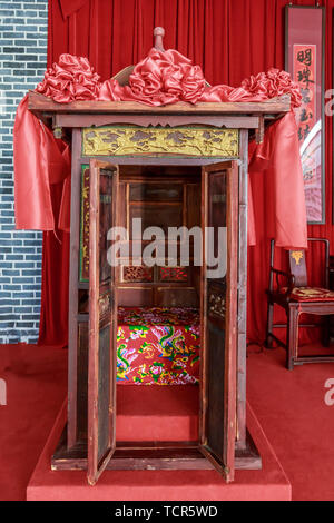 Traditional Sedan Chair for a Bride - Chinese Wedding, China Stock ...