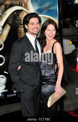 Lynn Collins and husband Steven Strait at Lia Sophia's New "Lanaya II ...