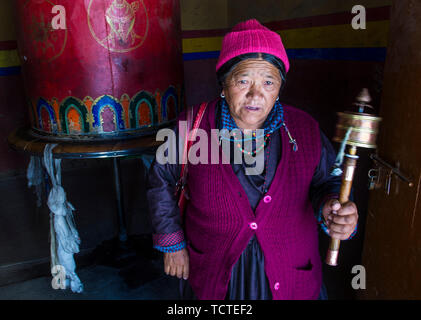 Portraite of Ladakhi woman during the Ladakh Festival in Leh India ...