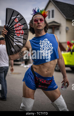 Milwaukee, Wisconsin, USA. 9th June, 2019. ''NICHOLAS HEALD'' (far ...