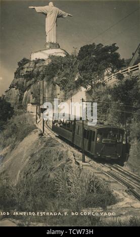 Statue and train, Corcovado, Rio de Janeiro, Brazil Stock Photo - Alamy