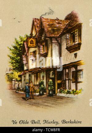 The Olde Bell Inn Hurley Berkshire England. Photo:Jeff Gilbert Stock ...