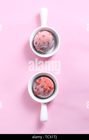 Litchi ice cream Stock Photo - Alamy
