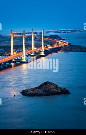 Scenery of Shanghai Donghai Bridge Stock Photo - Alamy