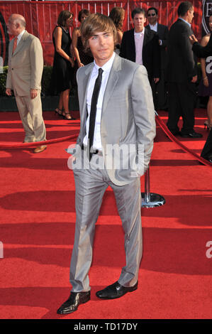 Zac Efron The 2008 ESPY Awards held at the Nokia Theater - Arrivals Los ...
