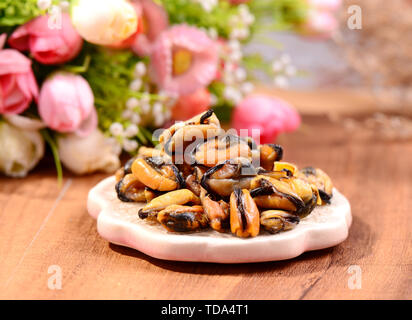 Dried seafood, dried oysters, raw oysters Stock Photo - Alamy