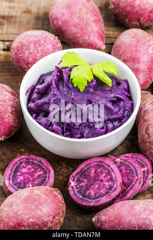 Purple sweet potato mash Stock Photo - Alamy