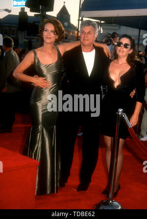 Jamie Lee Curtis 1994 Photo By Michael Ferguson/CelebrityArchaeology ...