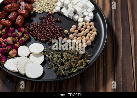 Dandelion Coix seed Gorgon Stock Photo - Alamy