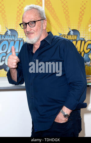 Robert Englund at the 3rd German Comic Con Munchen in Zenith. Munich ...