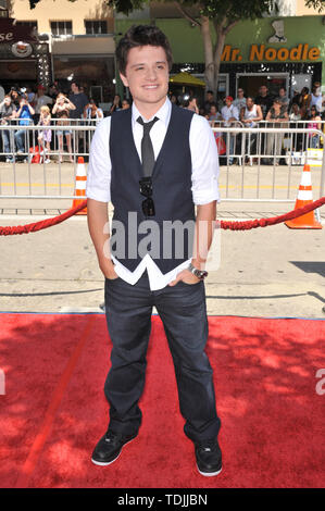 JOSH HUTCHERSON, JOURNEY TO THE CENTER OF THE EARTH, 2008 Stock Photo ...