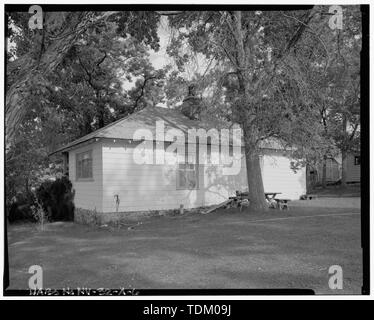 OBLIQUE VIEW TO SOUTHEAST SHOWING WEST FACADE - Fort Bragg ...