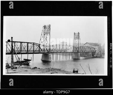 NORTH SIDE, LOOKING SOUTHWEST - Prescott Bridge, Spanning St. Croix ...