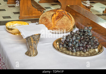 The bread and wine - catholic mass - the symbols of eucharist Stock ...